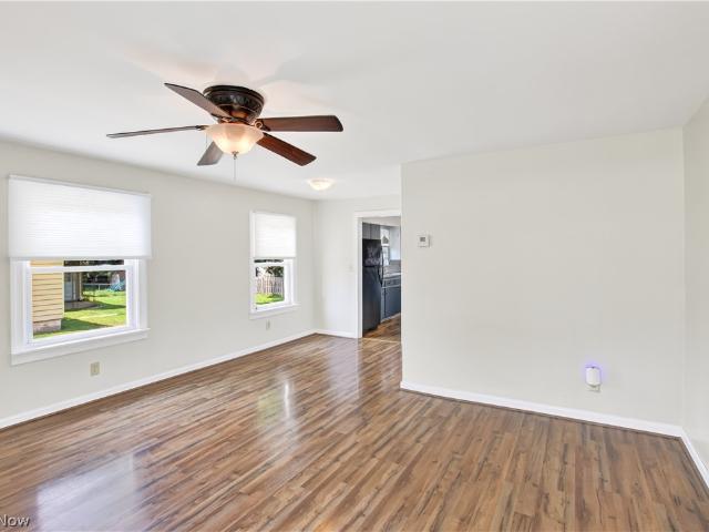1213 Meadowbrook Boulevard