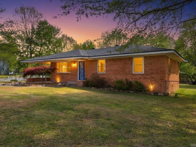 1213 N Shady Ln