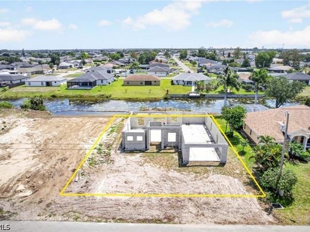 1213 NE 11th Ter, Cape Coral, FL 33909