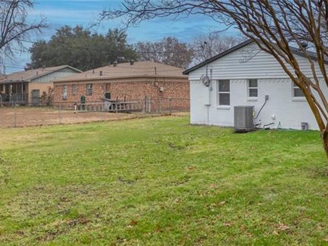 1213 Bowie St, Garland, TX 75040 | MLS #21245