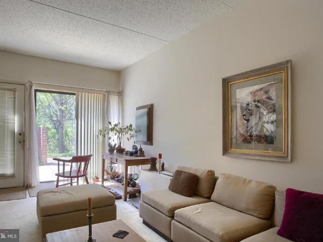 1213 Cherrington Drive