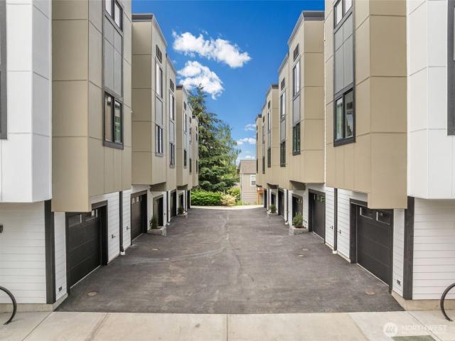 1213 Cherry Street SE # 112