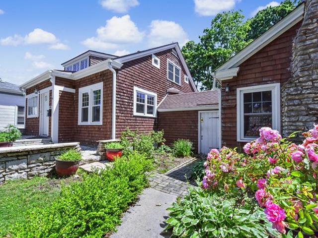 1213 College Ave, Racine, WI 53403
