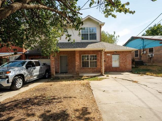 1213 College St, Grand Prairie, TX 75050