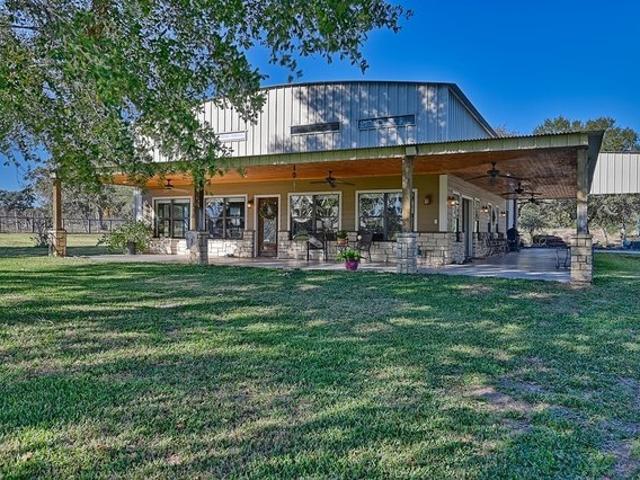1213 County Road 273, Weimar, TX 78962