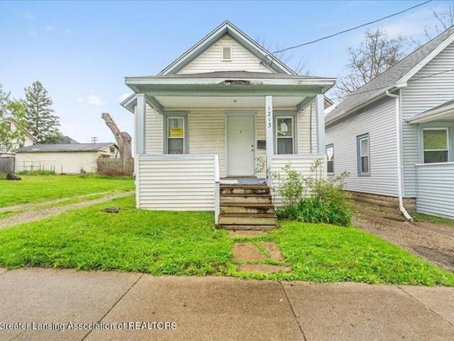 1213 E Kalamazoo St, Lansing, MI 48912