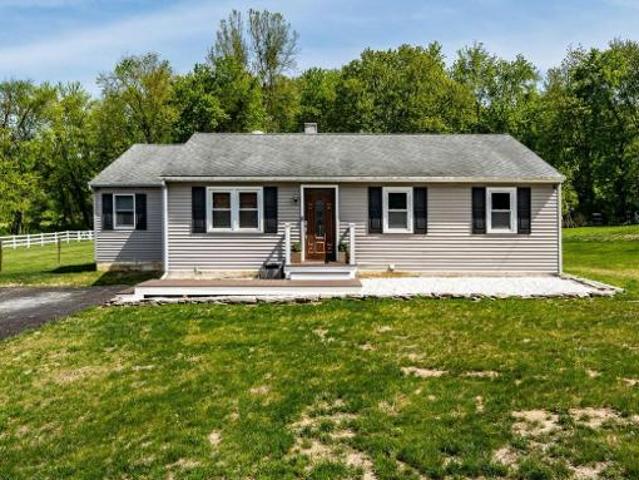 1213 E Kings Hwy, Coatesville, PA 19320
