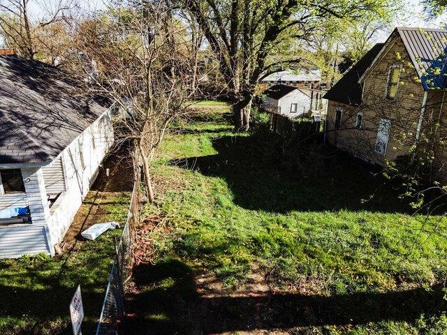 1213 E Indiana Ave, South Bend, IN 46613
