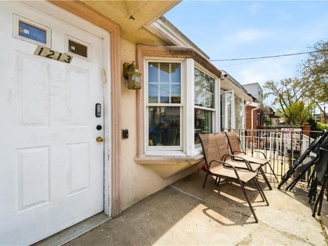 1213 East 34th Street