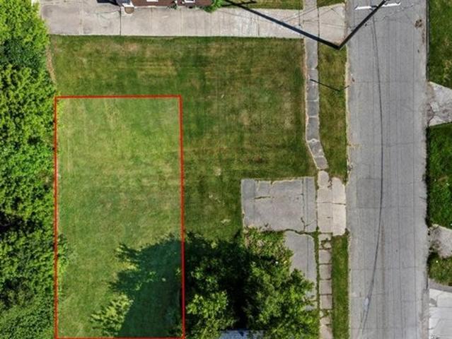 1213 Flushing Rd, Flint, MI 48504