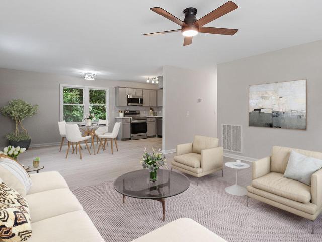 1213 Freeman Drive