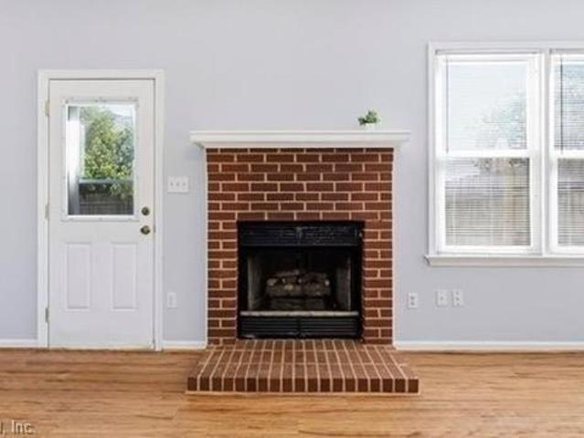 1213 Killington Sq, Chesapeake, VA 23320
