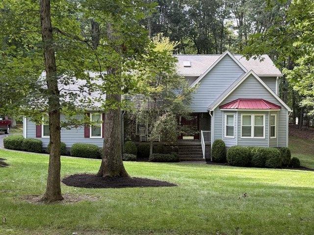 1213 Lake Dr, Daniels, WV 25832