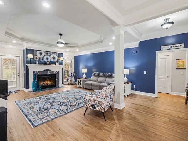 1213 Lake Marie Rd