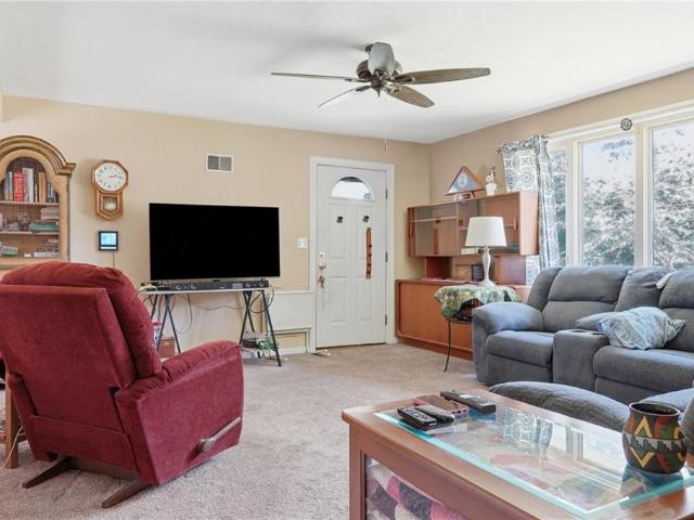 1213 Rittman RD