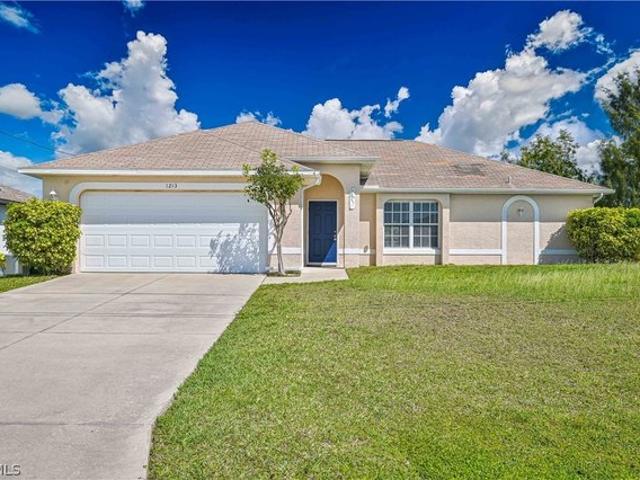 1213 SW 15th Ter, Cape Coral, FL 33991