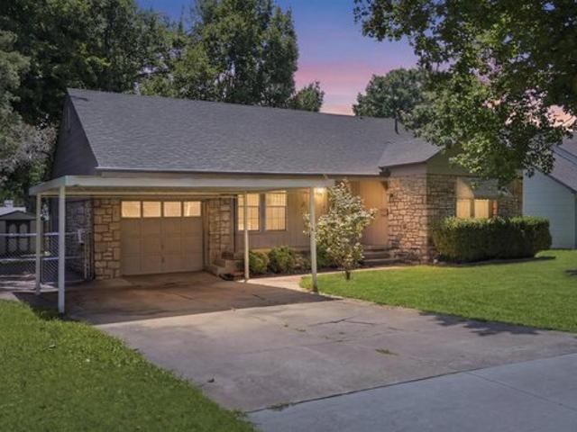 1213 S Vandalia Ave, Tulsa, OK 74112