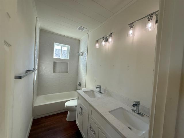 1213 32nd St, Galveston, TX 77550 | MLS #56650
