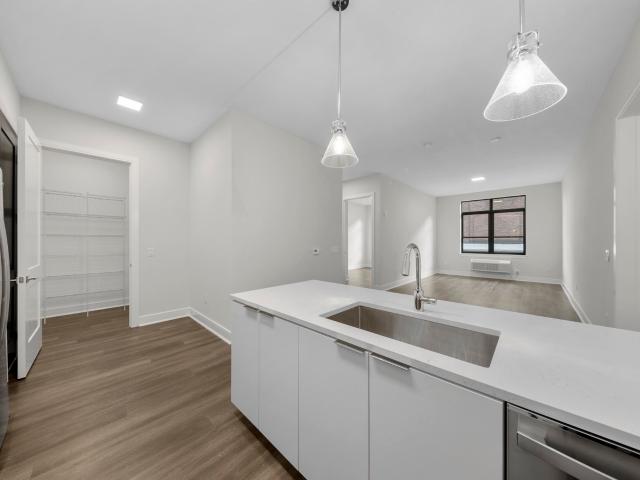 121 34Th St # 513
