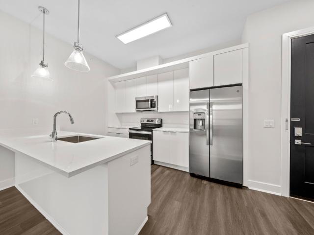 121 34Th St # 518