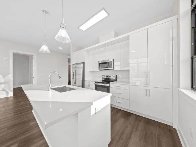 121 34Th St # 616