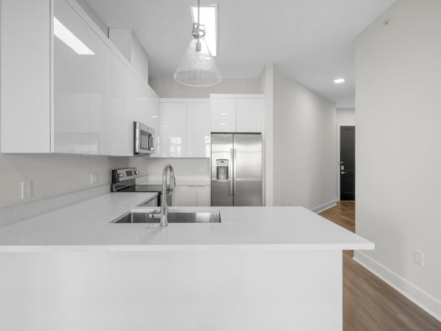 121 34Th St # 308