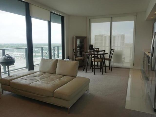 121 34th St NE #1616, Miami, FL 33137