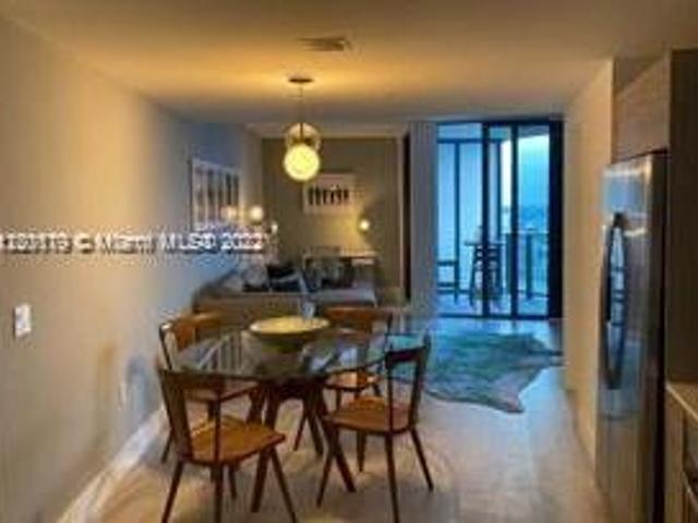 121 34th St NE #1914, Miami, FL 33137