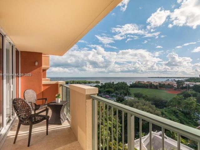 121 34th St NE #L304, Miami, FL 33137