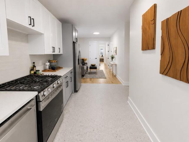 121 41St St # 4