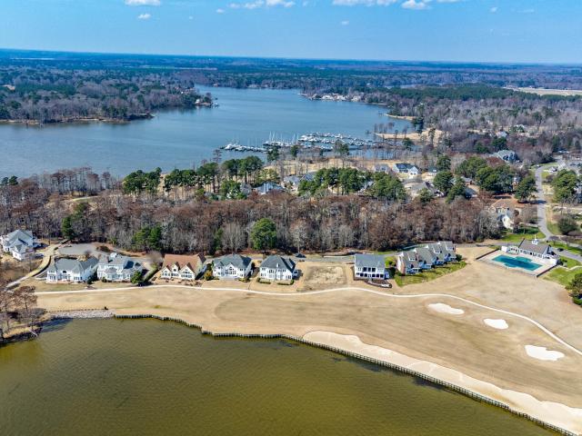 121 Country Club Drive # L3 02