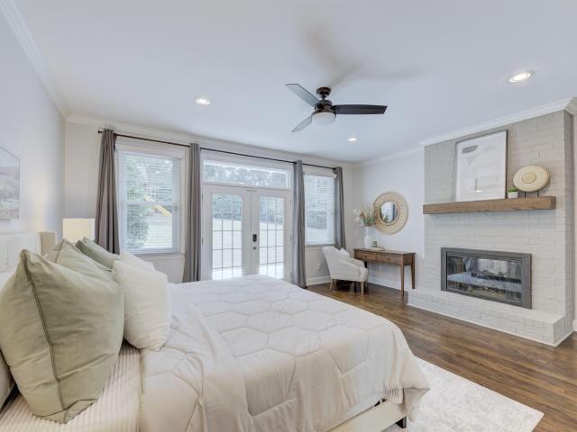 121 Cowdray Park