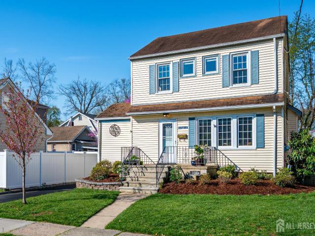 121 Columbia Avenue