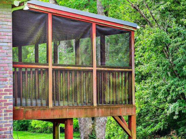 121 Caldwell Drive