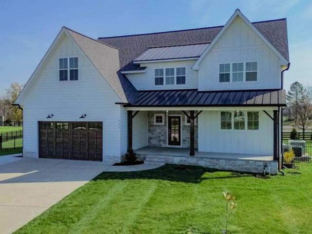 121 Canter Ct, Paducah, KY 42001