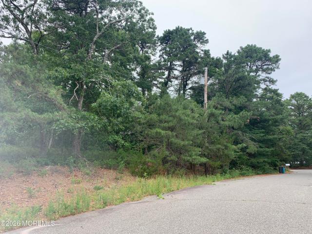 121 Cemetary Road