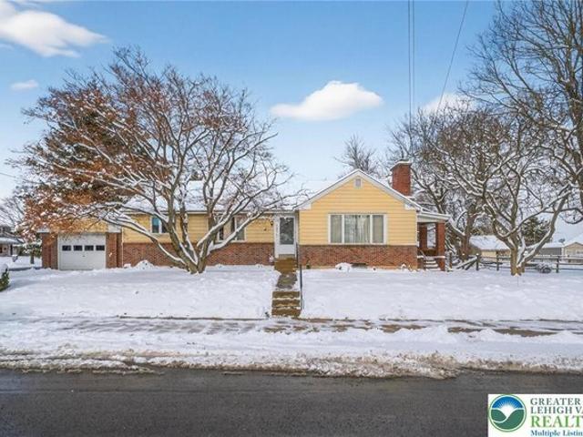 121 Cherry St, Richlandtown, PA 18955
