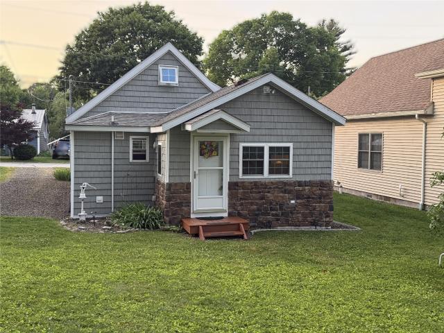 121 CHERRY Street