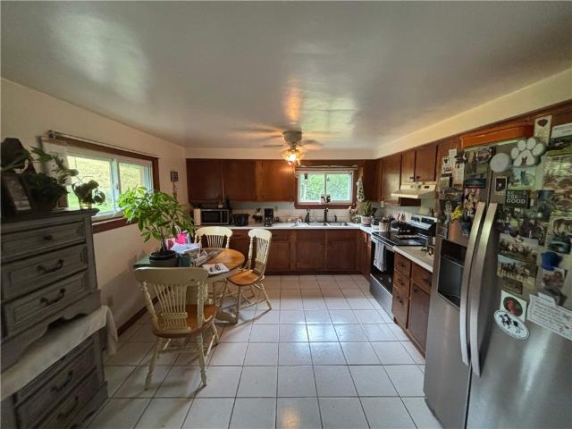 121 Cumer Rd