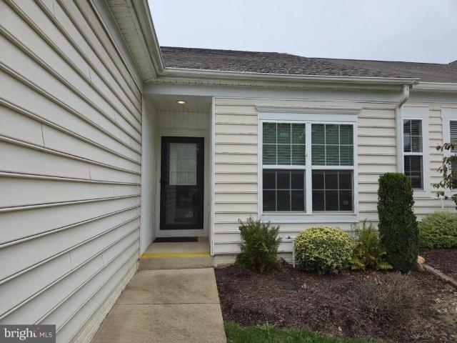 121 Ambrose Lane