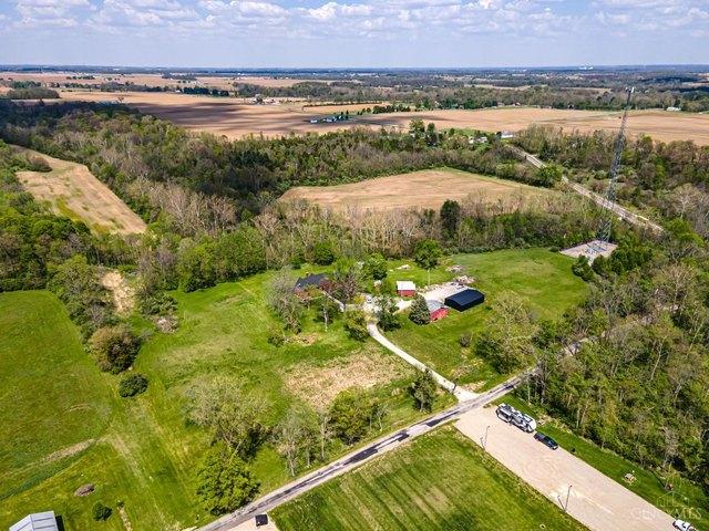 121 Alexander Rd, Washington Township, OH 45320