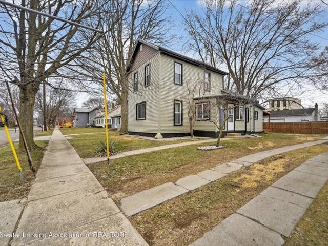 121 Armstrong St, Leslie, MI 49251