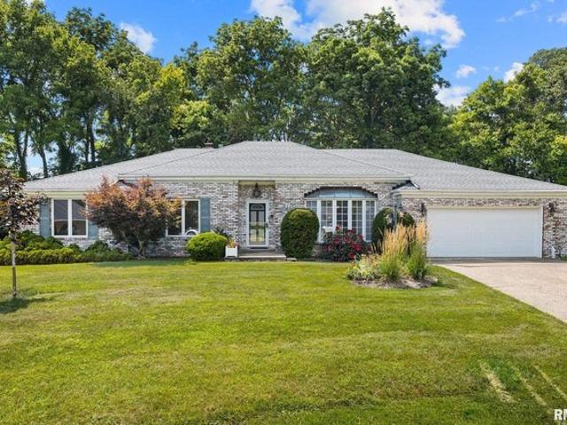 121 Avenue Notre Dame, East Peoria, IL 61611