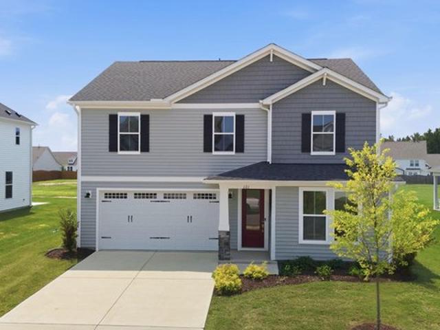 121 Barn Door Dr, Lillington, NC 27546