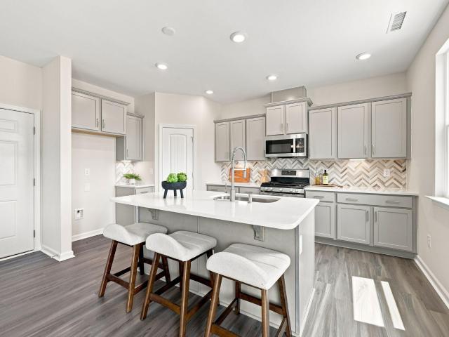 121 Barn Door Drive