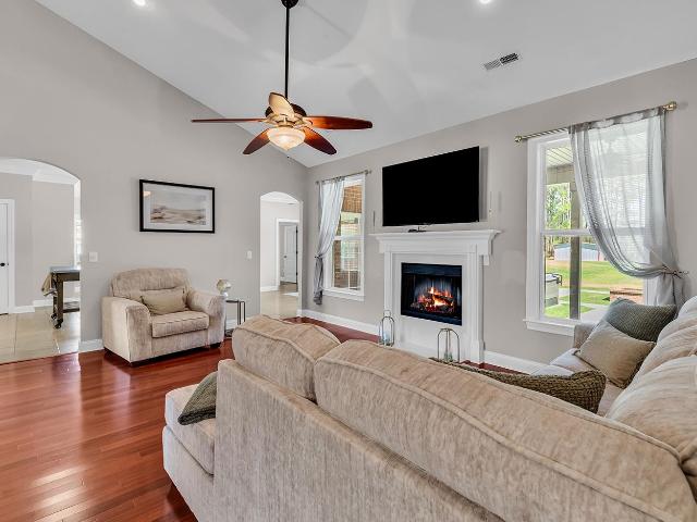 121 Bear Branch Ct