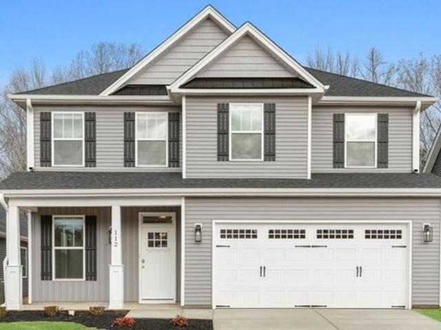 121 Beechcroft Pl, Fountain Inn, SC 29644