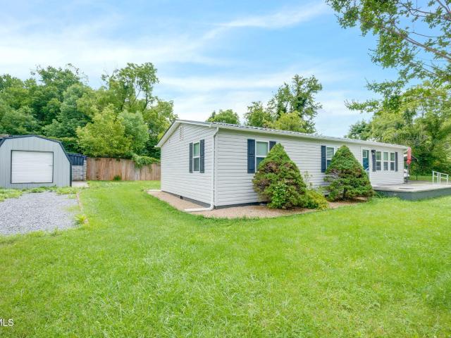 121 Bill Lewis Road