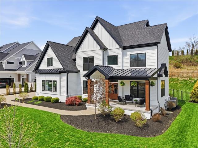 121 Birch Dr
