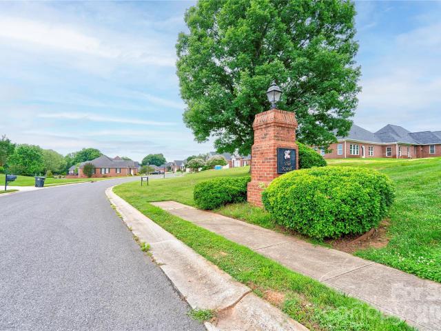 121 Blakemore Drive